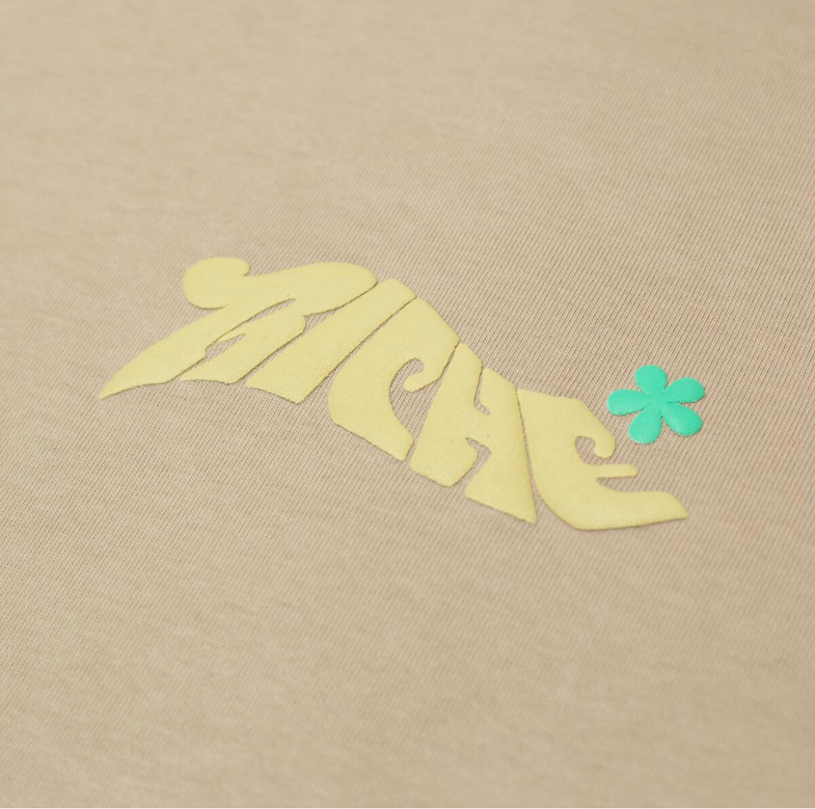 VIE RICHE PARIS Strangely Happy Tee .– Bold Outfitters